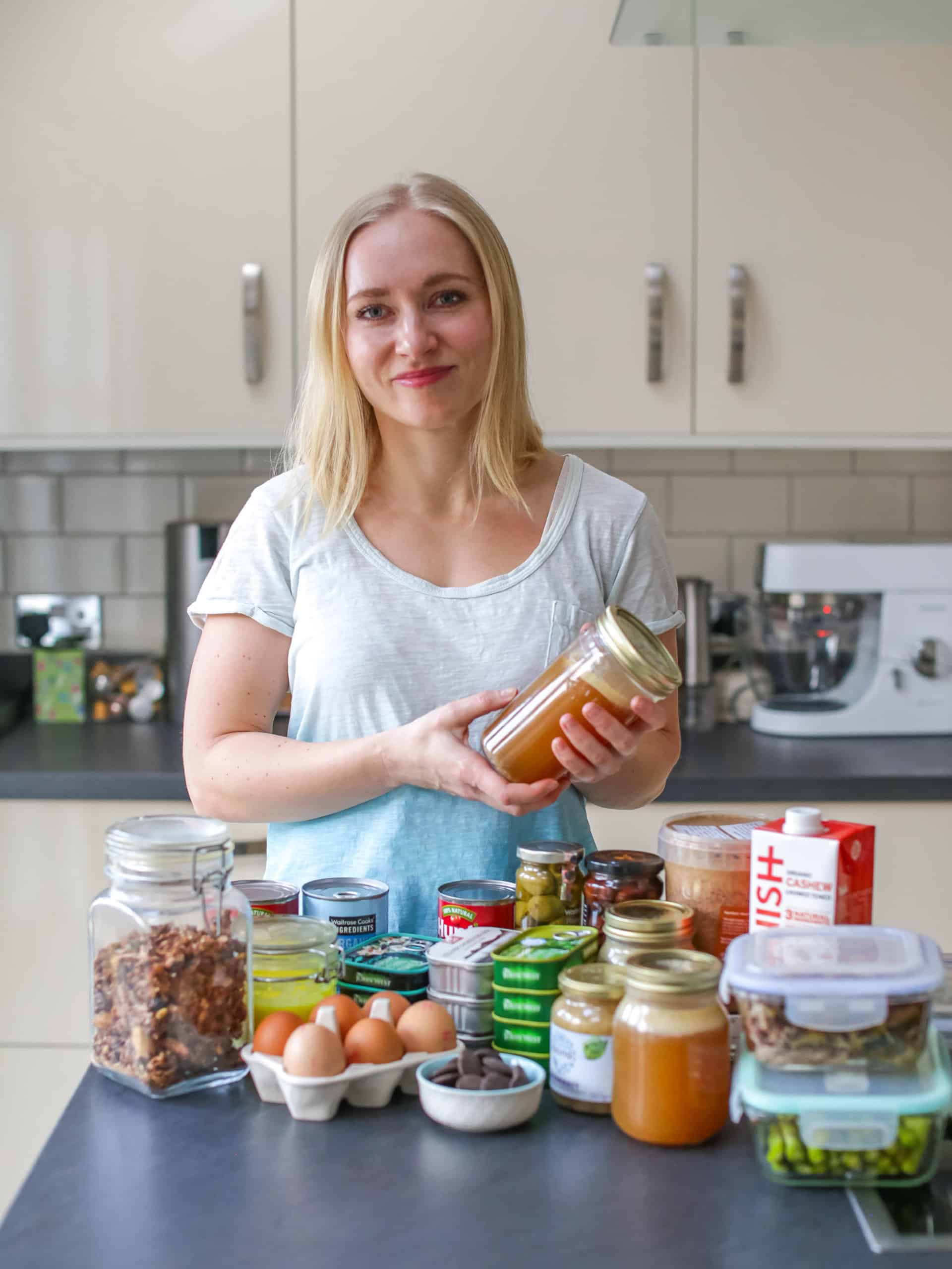 Martina's take on keto snacks, how to snack correctly on keto | Livofy