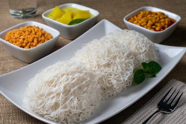 Idiyappum Recipe - How to make Idiyappum (इडियापम) | Livofy